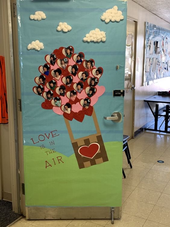 Valentine's Day Classroom Door Decorations - RecipeMagik